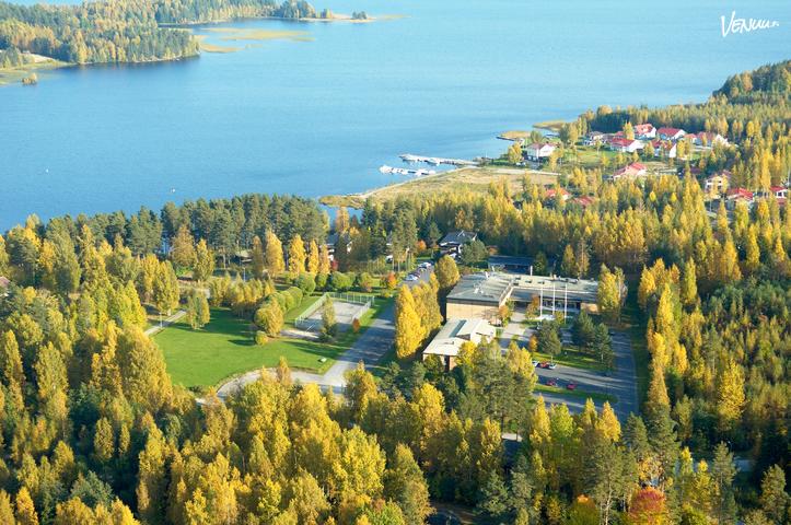 Alkio-opisto / Kokoushuone - Katso kuvat ja varaa helposti - Venuu.fi