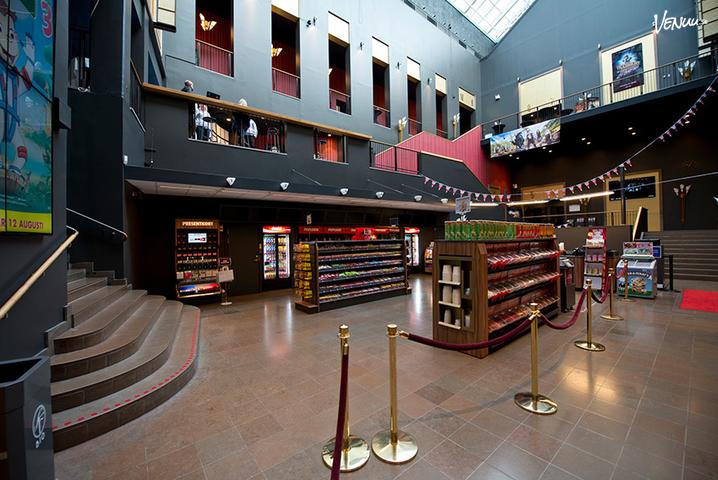 SF Bio / Filmstaden Biopalatset - Se bilderna och boka - Venuu.se