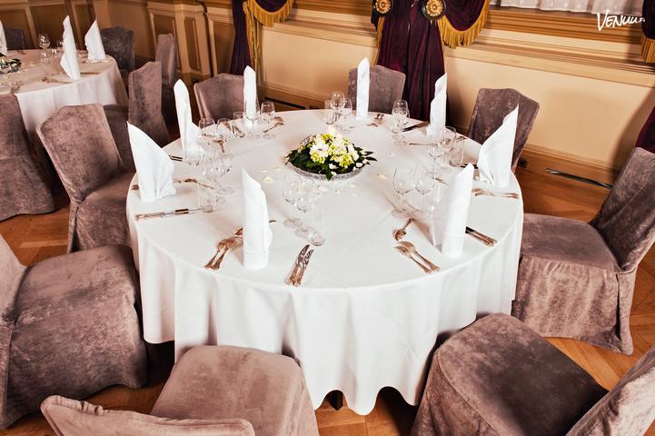 Peilisali | Hotel Kämp - Katso kuvat ja varaa helposti - Venuu.fi