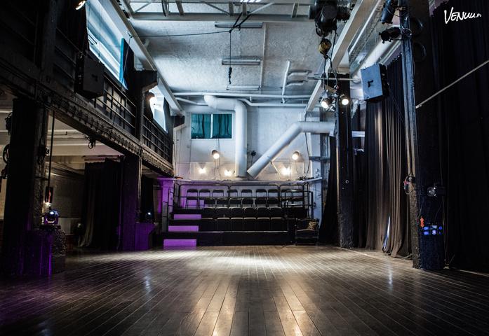 Teatteri Toivo - Katso kuvat ja varaa helposti - Venuu.fi