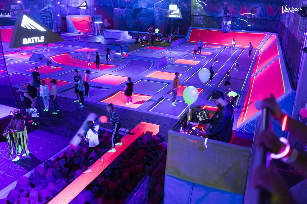 Rush trampoliinipuisto Helsinki - Katso kuvat ja varaa - Venuu.fi