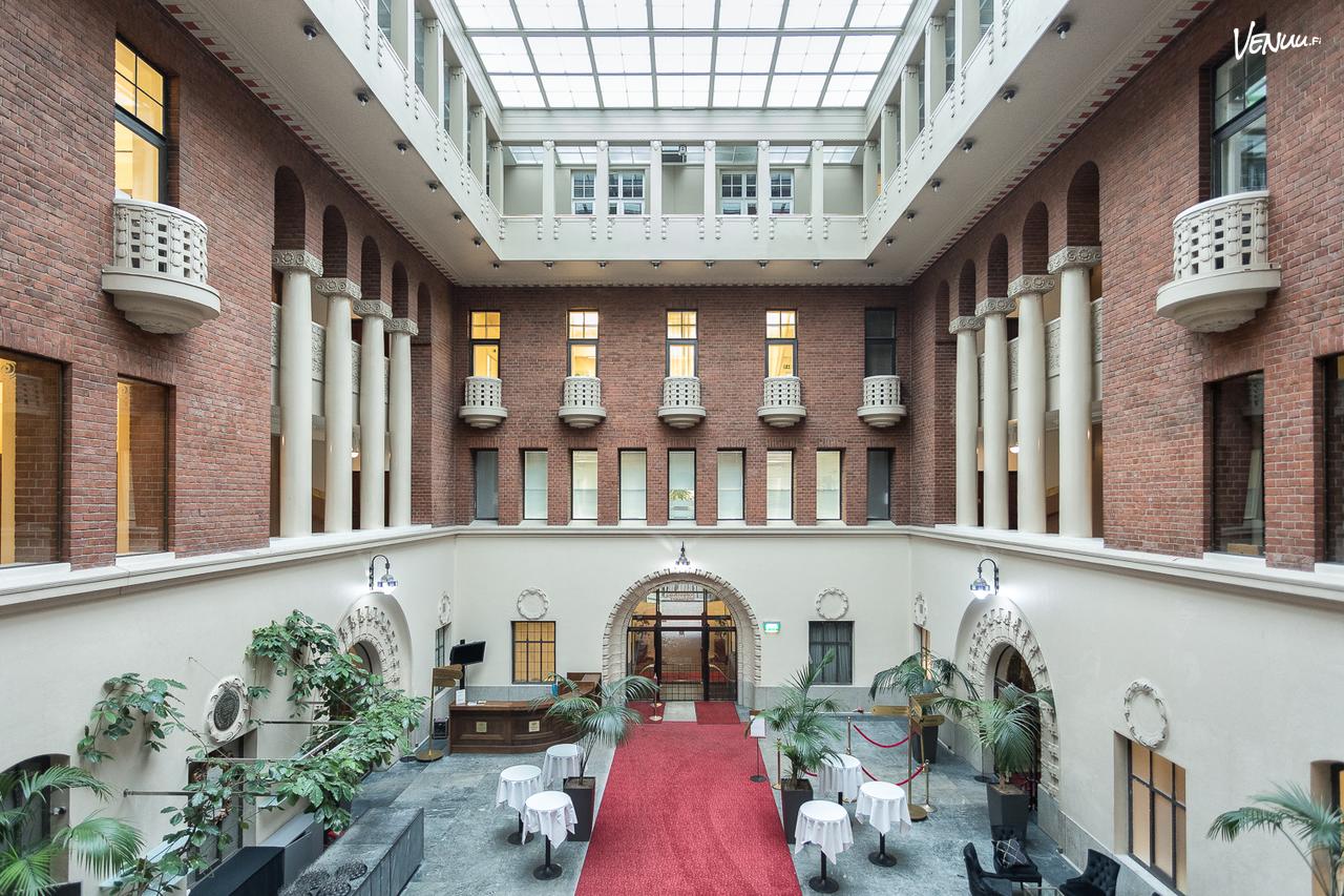 Pörssitalo / Peilisali - Katso kuvat ja varaa helposti - Venuu.fi