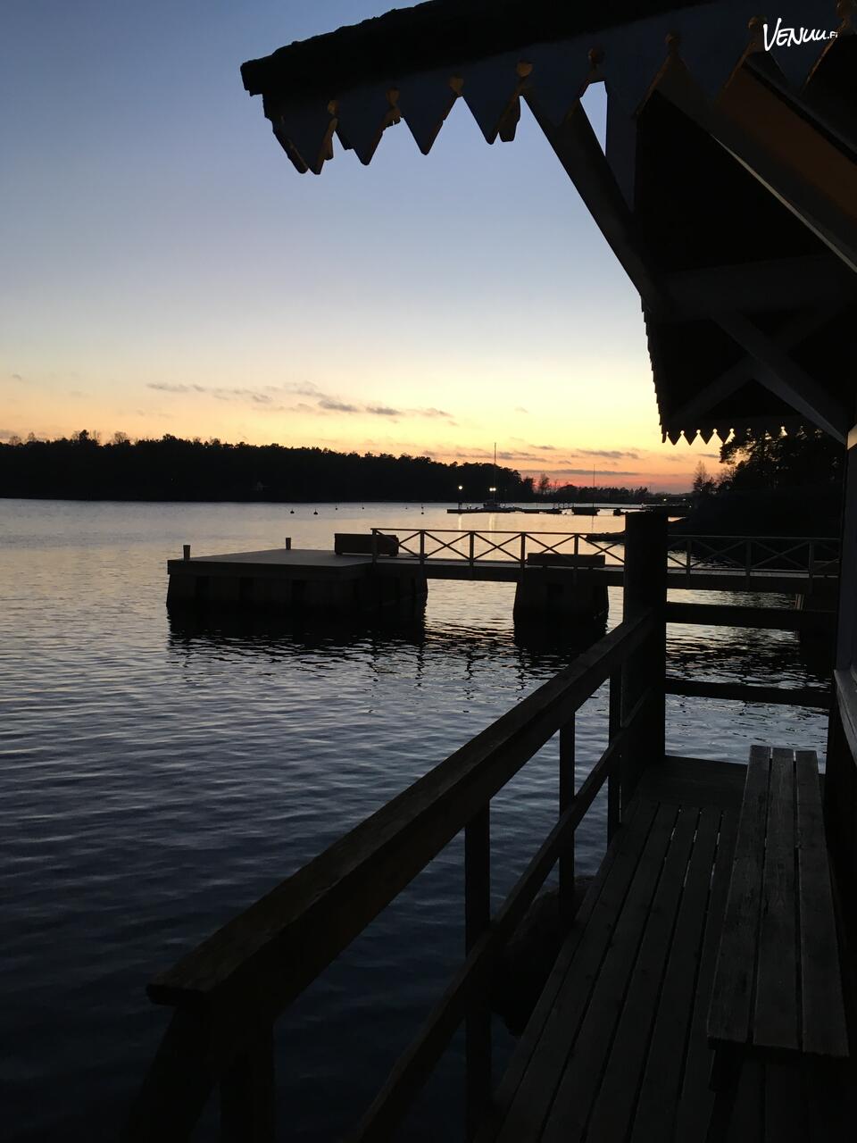 Furuvik rantasauna / Saunat.fi - Katso kuvat ja varaa - Venuu.fi