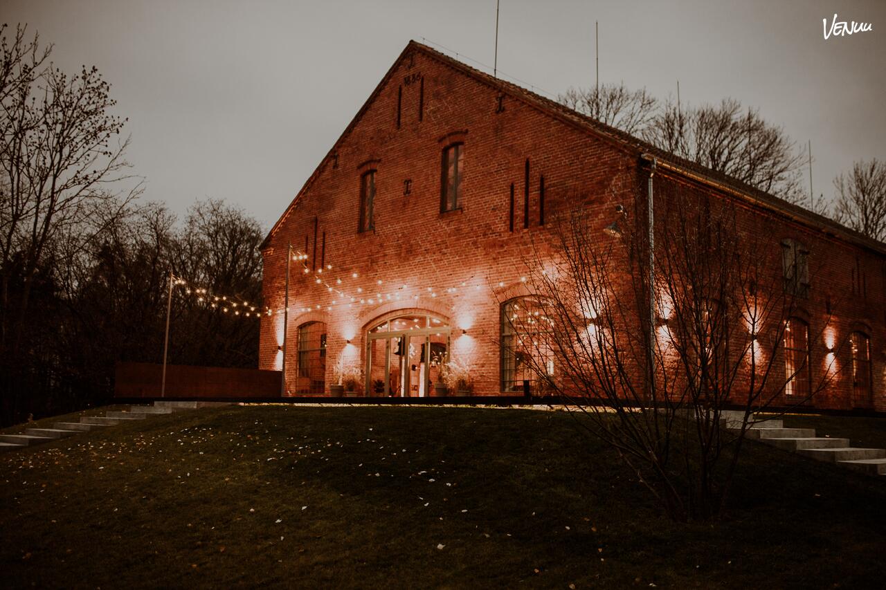 OKLASKI STANISŁAWIE - Book for your event - Venuu.com