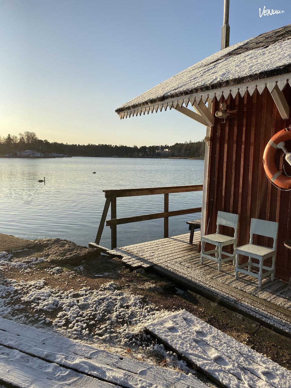 Furuvik rantasauna / Saunat.fi - Katso kuvat ja varaa - Venuu.fi