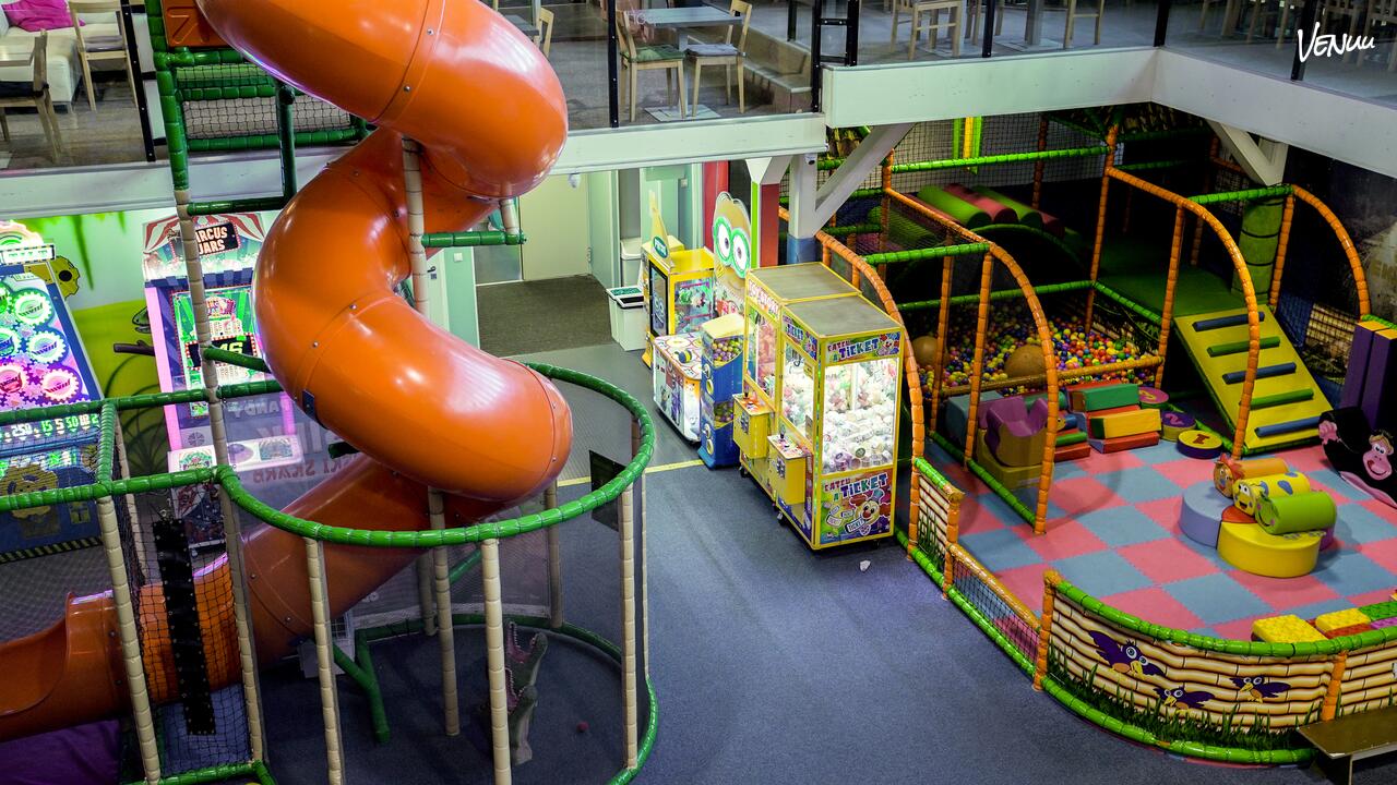 Fun Park Digiloo / Salka Star Wars - Book for your event - Venuu.com