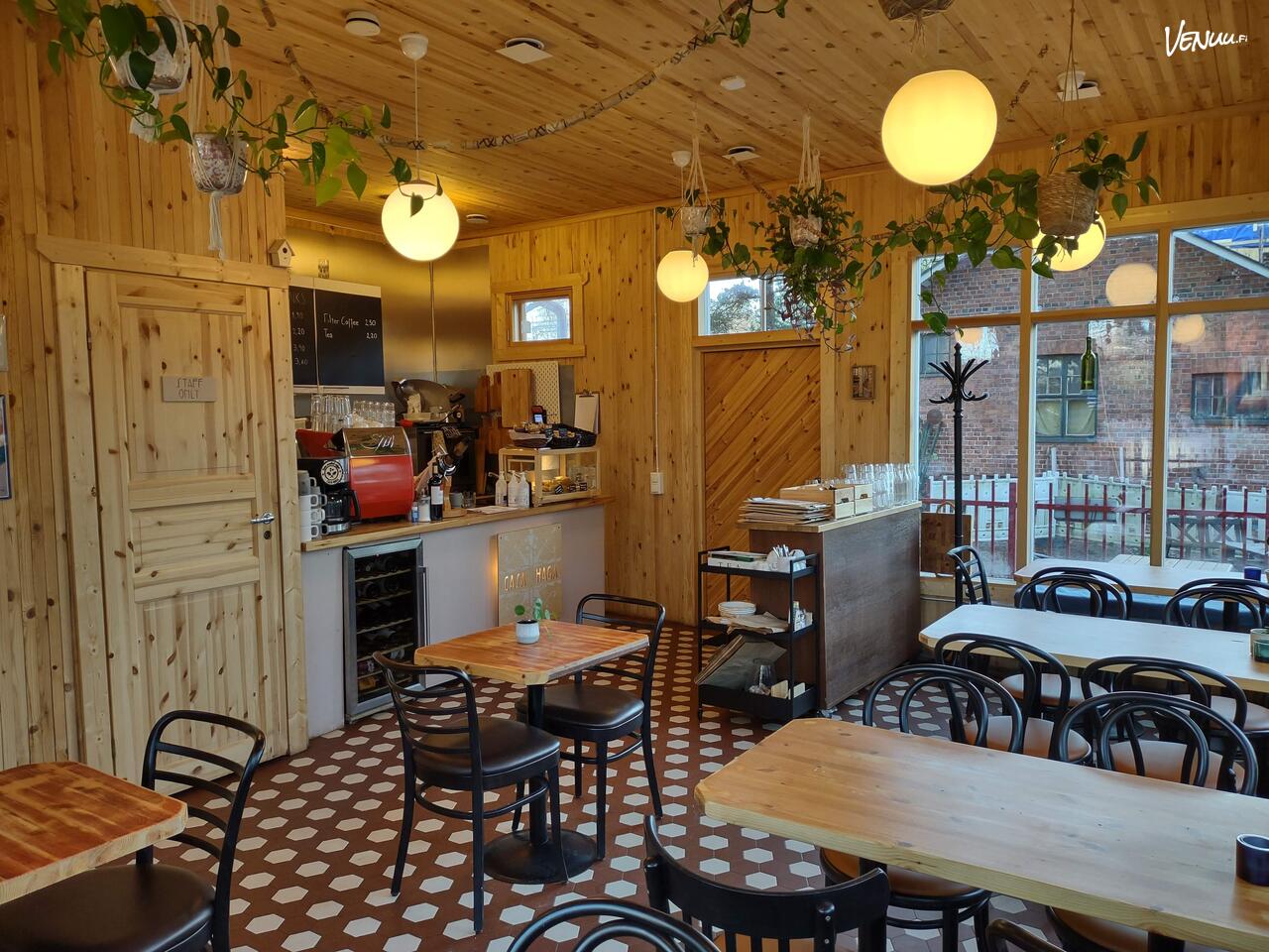 Casa Haga - Katso kuvat ja varaa helposti - Venuu.fi