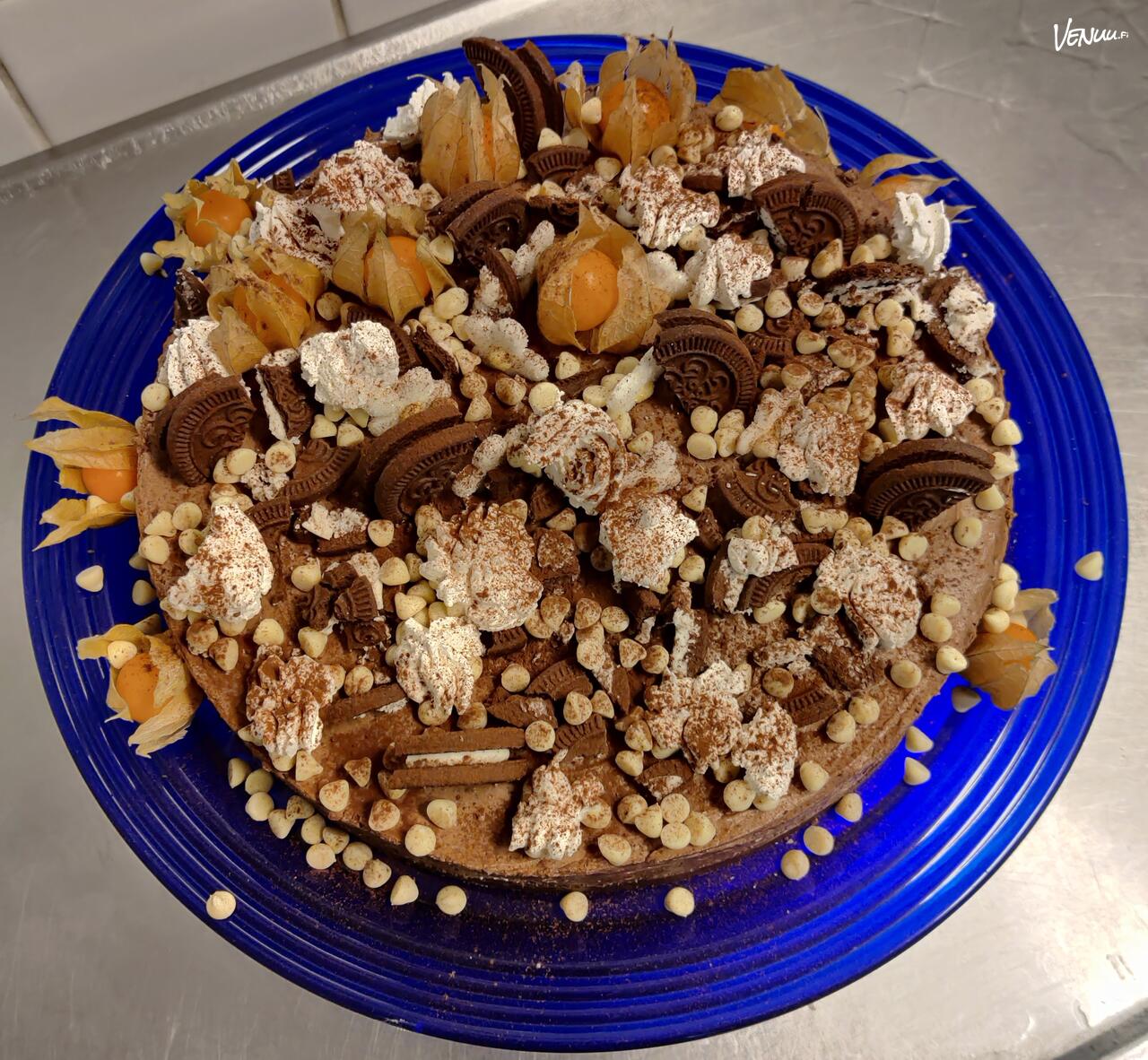 Pikku Paroni - Katso kuvat ja varaa helposti - Venuu.fi