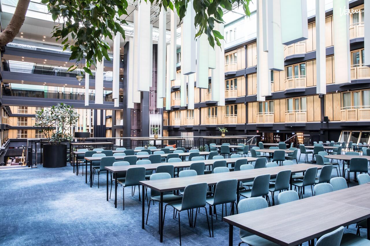 Radisson Blu Scandinavia / Atrium Bar & Restaurang - Boka - Venuu.se