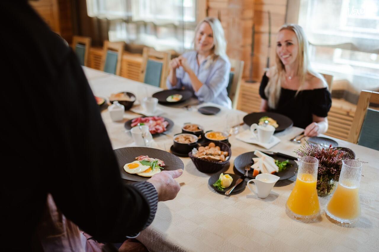 Sunday Morning Resort / Kokoustila - Book for your event - Venuu.fi