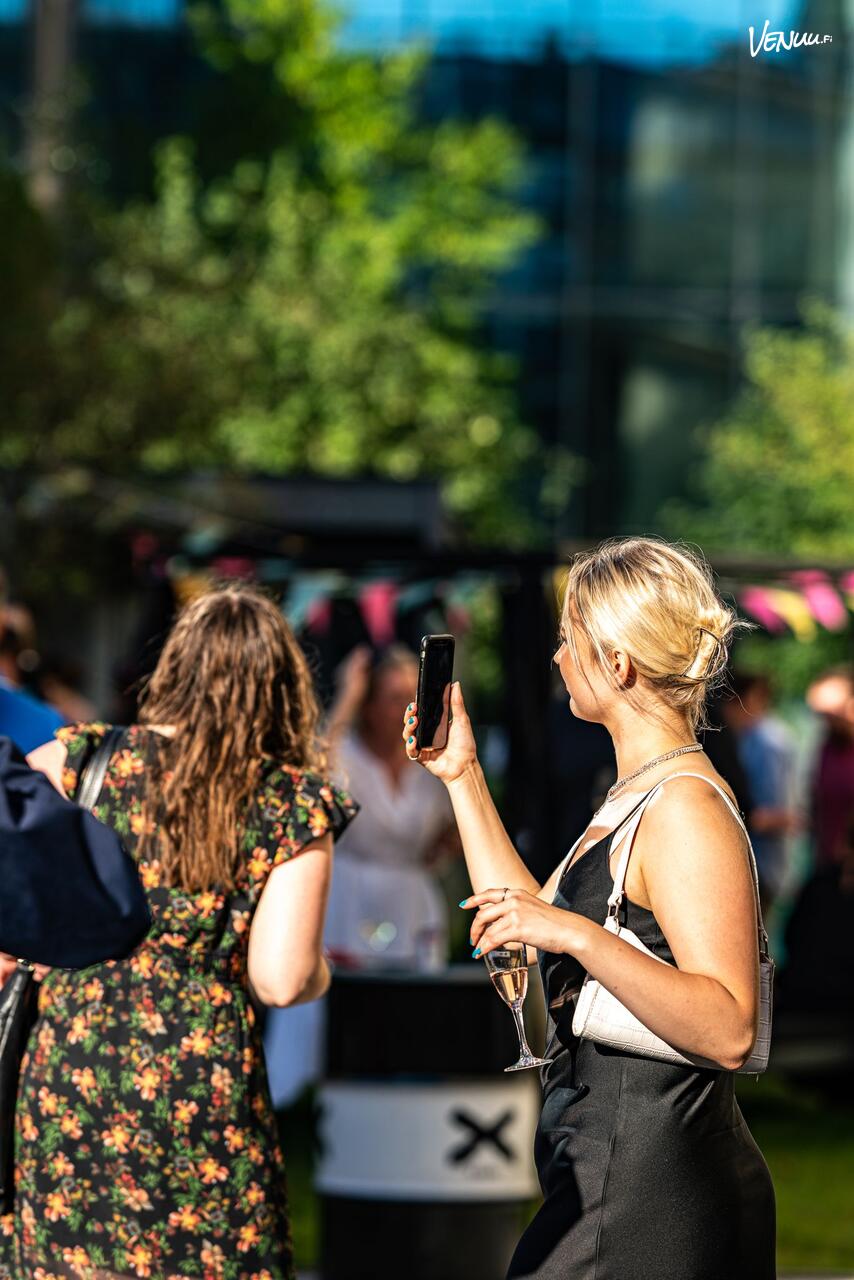 Innovation Home Kamppi / Rose Garden - Katso kuvat ja varaa - Venuu.fi