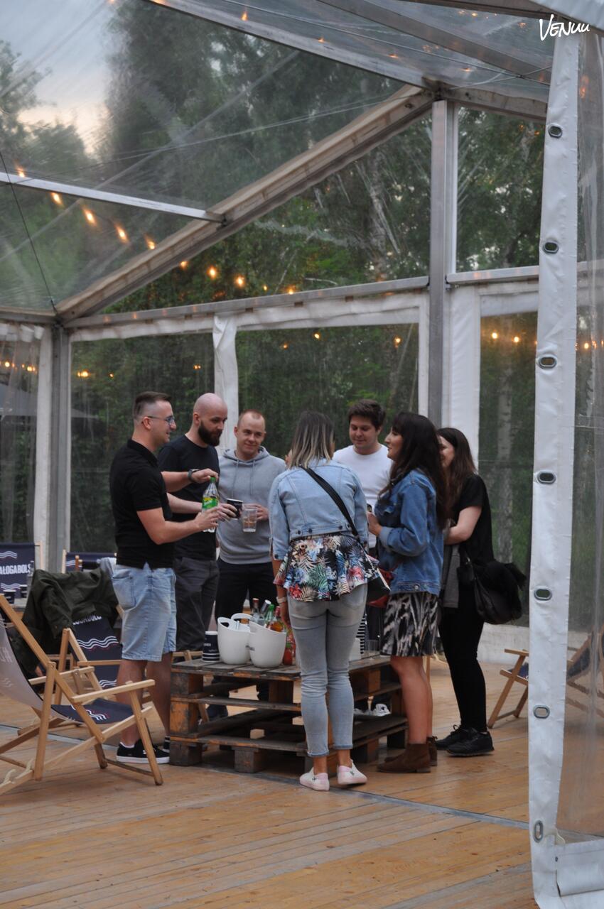 Nocny Targ Tęczowa - Wynajmij na event - Venuu.com