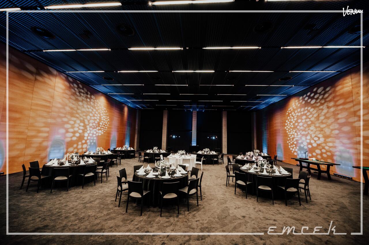 EMCEK / Sala Główna - Wynajmij na event - Venuu.com