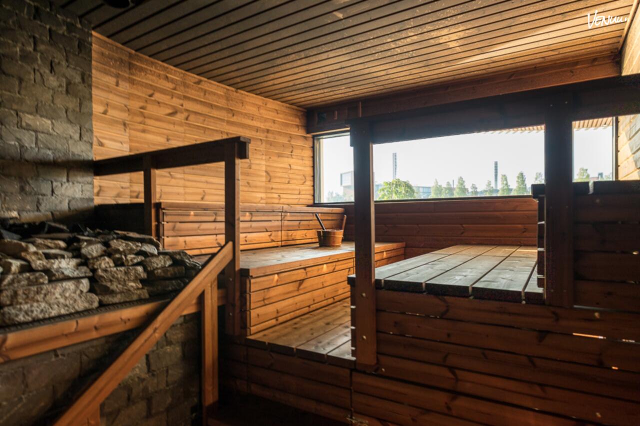 Saunaravintola Kuuma / Alakerta - Katso kuvat ja varaa - Venuu.fi