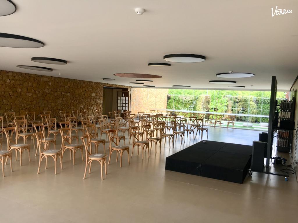 Masía Fuente la Reina / Sala Magnolio - Reserva para tu - Venuu.com