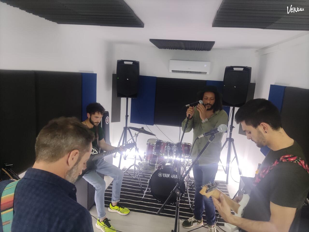 Backstage Academy - Reserva para tu evento - Venuu.com