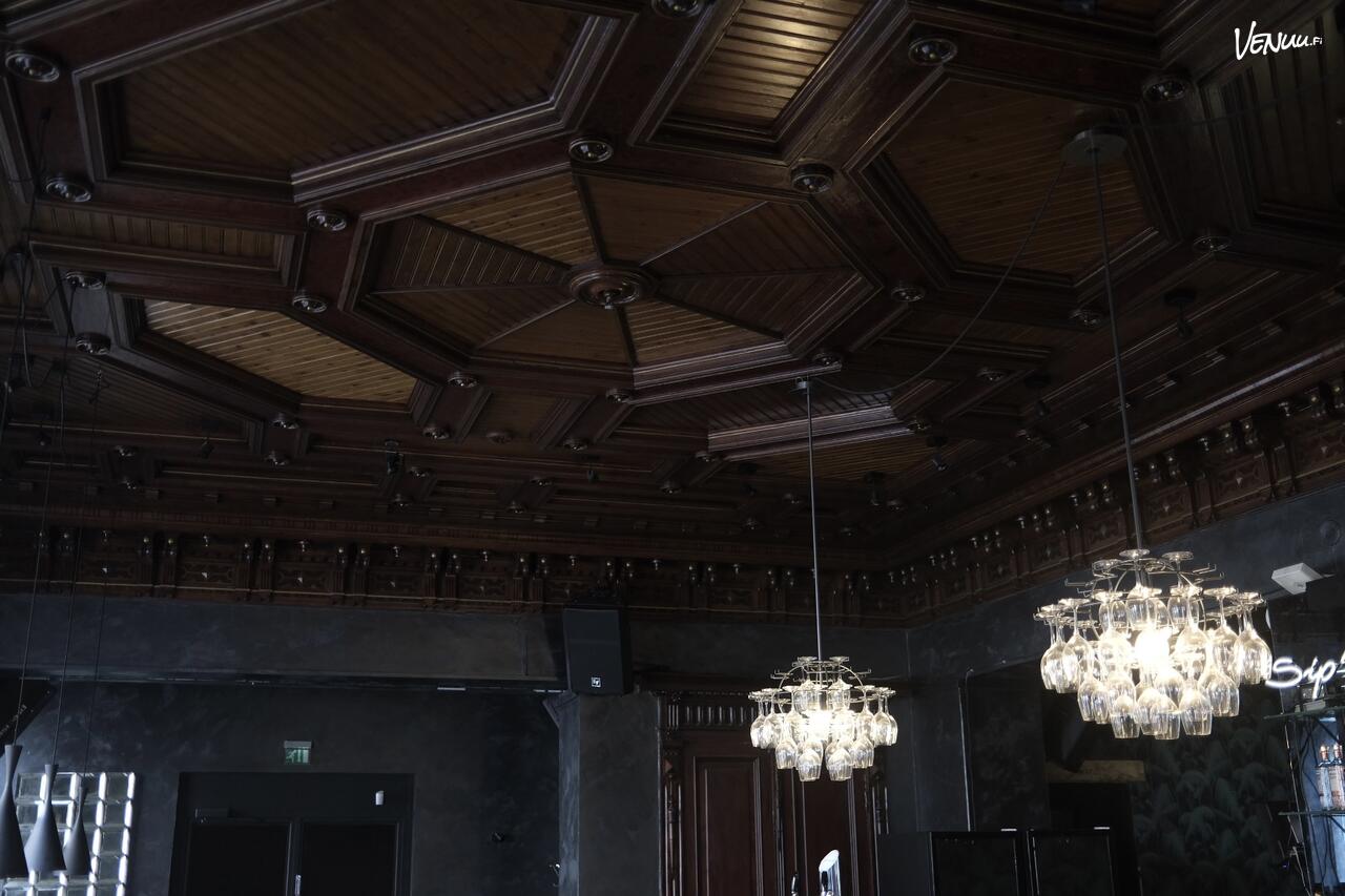 Bar Grotesk - Katso kuvat ja varaa helposti - Venuu.fi