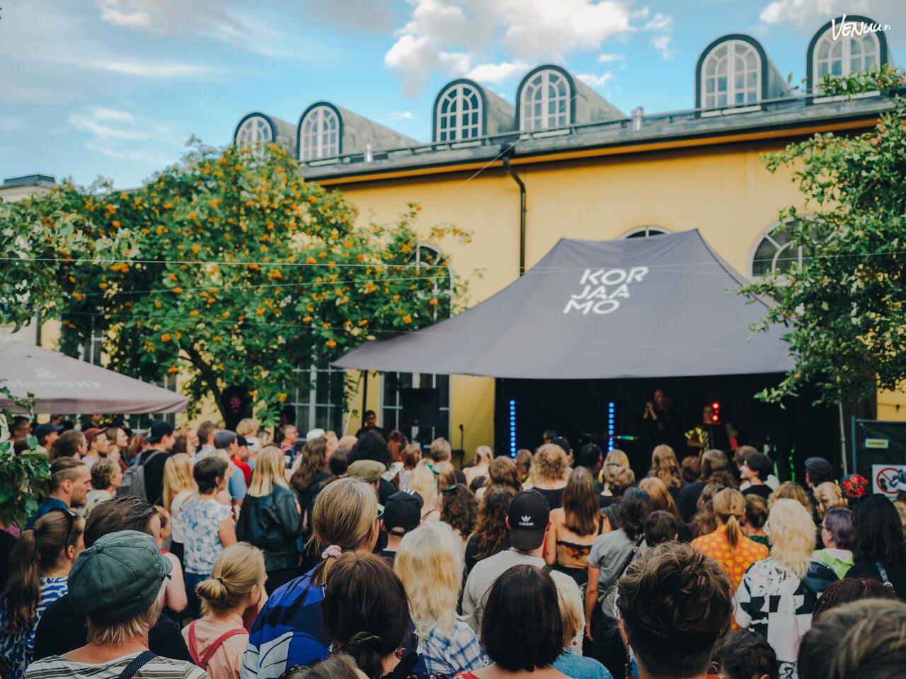 Korjaamon sisäpiha - Book for your event - Venuu.fi