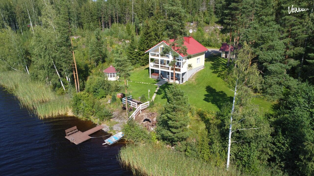 Villa Rantakallio - Katso kuvat ja varaa helposti - Venuu.fi